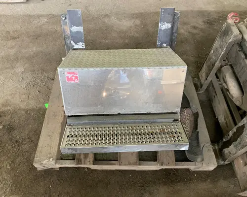 PETERBILT Battery Box/Tray in KANSAS CITY, MISSOURI #4658