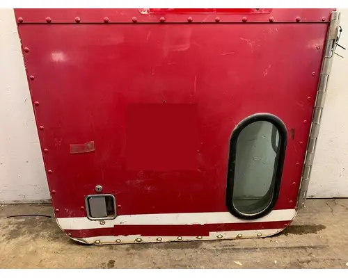 PETERBILT Door in Dorr, MI #606-13169