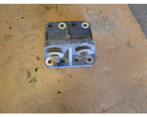 PETERBILT Engine Mounts OEM# 05-15035M000-C in CRANDALL, TX $100.00 #59739