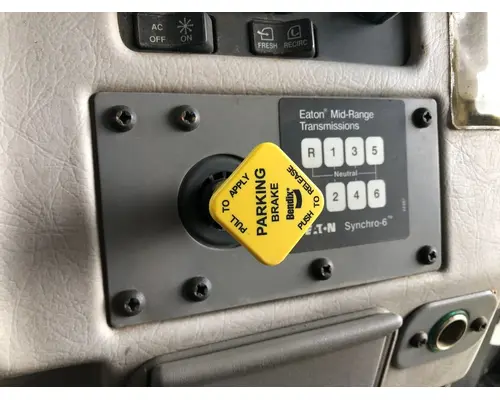 Peterbilt 335 Dash Panel in Spencer, IA $75.00 #24913719