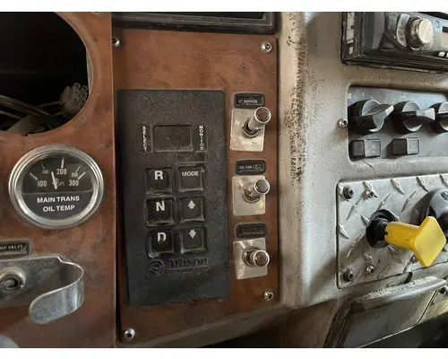 Peterbilt 335 Dash Panel in Winamac, IN $150.00 #25270433