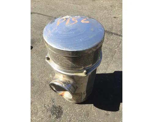 Peterbilt 367 Air Cleaner in Abbotsford, BRITISH COLUMBIA #25992