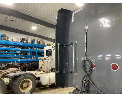 Peterbilt 379 Fairing (Side) in Des Moines, IA $544.00 #25143914