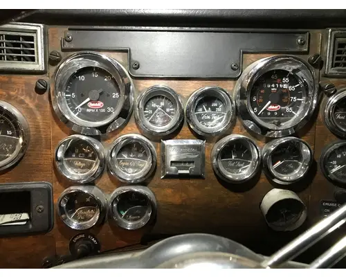 Peterbilt 379 Instrument Cluster in Kansas City, MO $650.00 #24987748