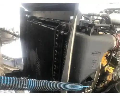 Peterbilt 379 Radiator in UCON, ID #122222-13