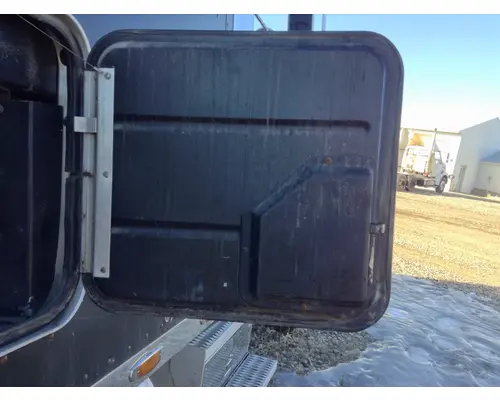 Peterbilt 379 Sleeper Door in Spencer, IA $150.00 #24732202