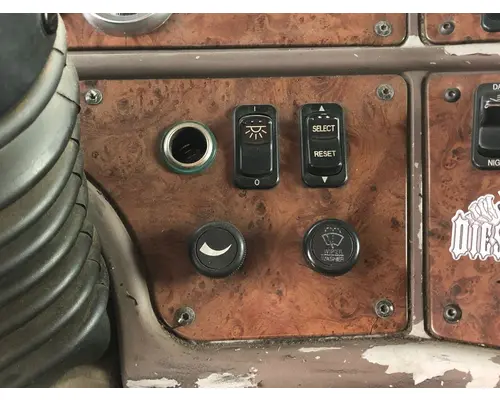 Peterbilt 387 Dash Panel in Council Bluffs, IA $122.00 #25318875