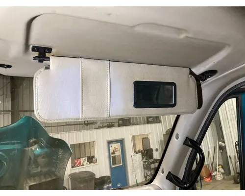 Peterbilt 387 Interior Sun Visor in Sioux Falls, SD #25474251