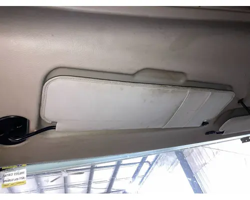 Peterbilt 387 Interior Sun Visor in Winamac, IN #25491803