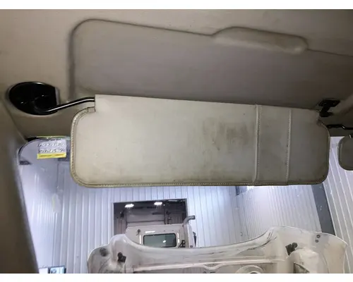 Peterbilt 387 Interior Sun Visor in Winamac, IN #25491803