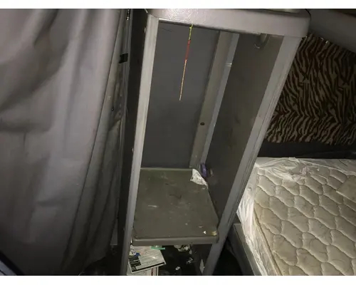 Peterbilt 387 Sleeper Cabinets in Winamac, IN $360.00 #25228505