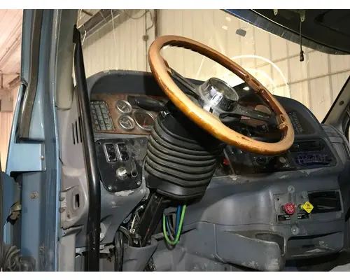 Peterbilt 387 Steering Column in Kansas City, MO #24850072