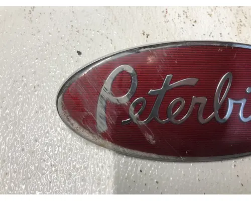 Peterbilt 567 Hood Emblem in Spencer, IA #25046429