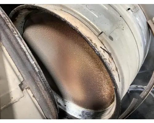 Peterbilt 579 Exhaust DPF Assembly in Des Moines, IA #25526734