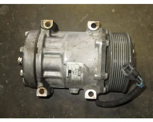 SANDEN Air Conditioner Compressor OEM# U4417 in CRANDALL, TX #71472