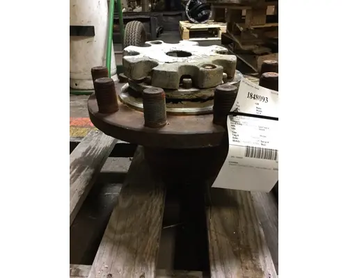 STUD/BUDD PILOTED - STEE 10 LUG HUB OEM# 482344 in Toledo, OH #1848093