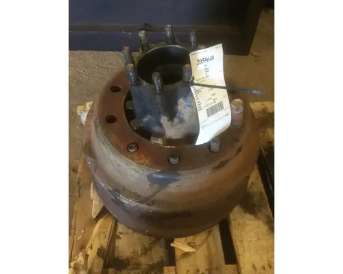 STUD/BUDD PILOTED - STEE 10 LUG HUB OEM# HR763 in Toledo, OH #2058640