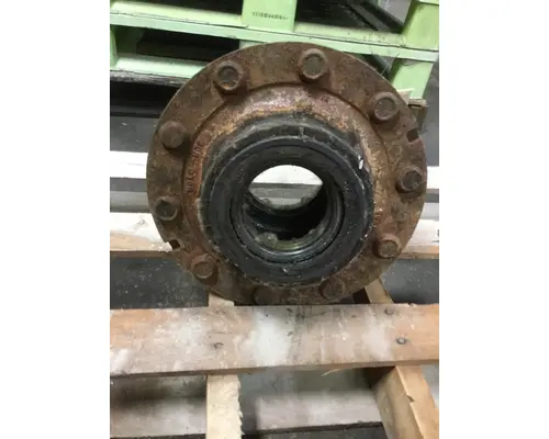 STUD/BUDD PILOTED - STEE 10 LUG HUB OEM# 223-8708 in Toledo, OH #990329