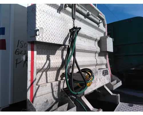 STURDY LITE CAB RACK HEADACHE RACK OEM# 6886LNYPSUM in Toledo, OH $375. ...