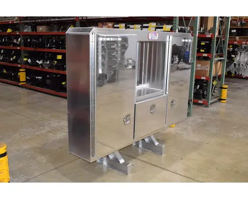 STURDY-LITE Headache Rack OEM# 6880SVBW in Dorr, MI $3,965.75 #659-10165