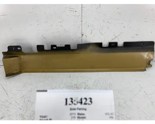 VOLVO 20941709 Side Fairing OEM# 20941709 in OWENSBORO, KY #135423
