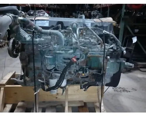 VOLVO D11 Engine Assembly in Holland, MI #87004