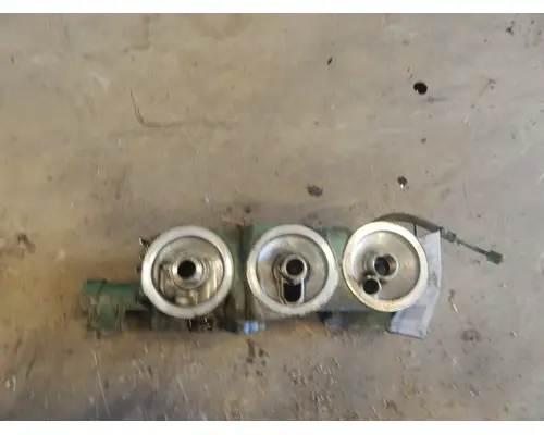 VOLVO D12 Oil Filter Housing in Holland, MI #44036