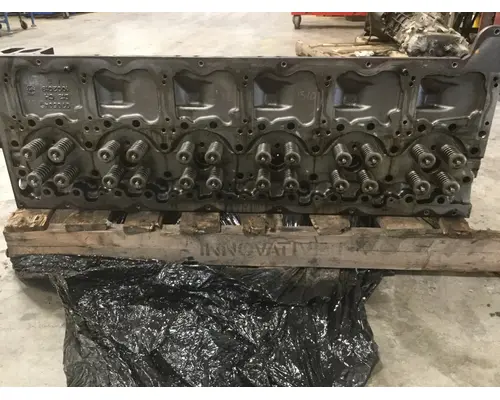 VOLVO D13 SCR Cylinder Head in Abbotsford, BRITISH COLUMBIA #9300