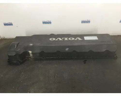 VOLVO D13 Engine Valve Cover OEM# 20740683 in Spencer, IA #24504323
