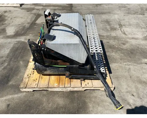 VOLVO VNL Gen 2 Battery Box in Dorr, MI #600-11414