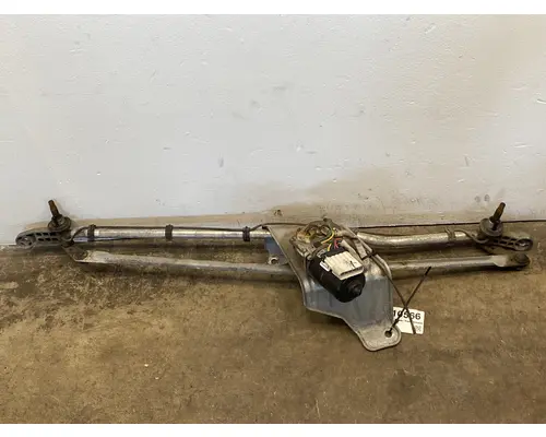 VOLVO VNL Gen 2 Wiper Transmission OEM# 84724203 in Dorr, MI #622-10566