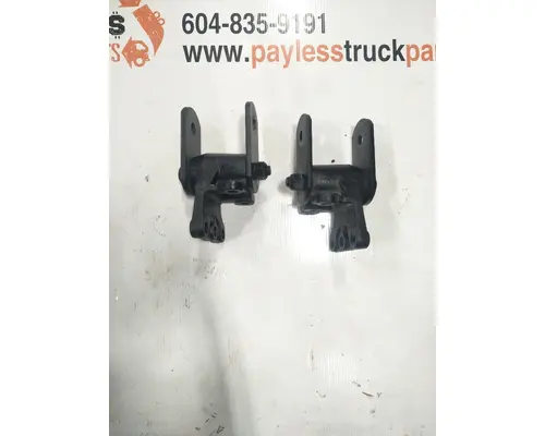 VOLVO VNL64 Spring Hanger OEM# 20790739 in Abbotsford, BRITISH COLUMBIA ...