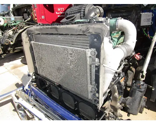 VOLVO VNL Air Conditioner Condenser in CRANDALL, TX #81942