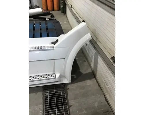 VOLVO VNL CAB SKIRT/SIDE FAIRING in Wykoff, MN #2213114