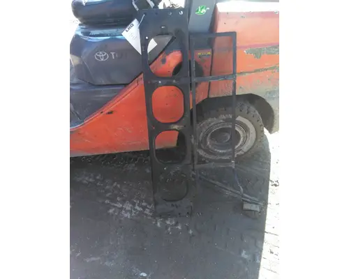 VOLVO VNL CROSSMEMBER in Stockton, CA $146.34 #2228264