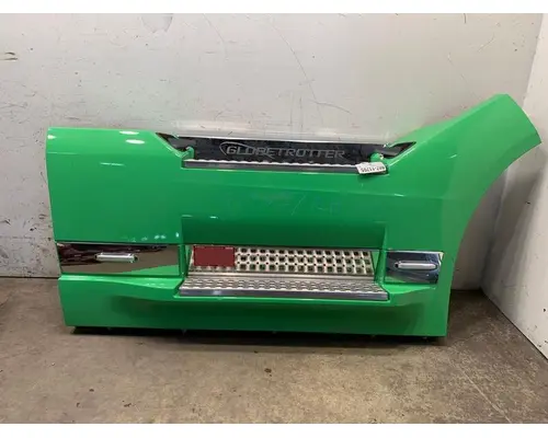 VOLVO VNL Fairing OEM# 82748368 in Dorr, MI #607-11705