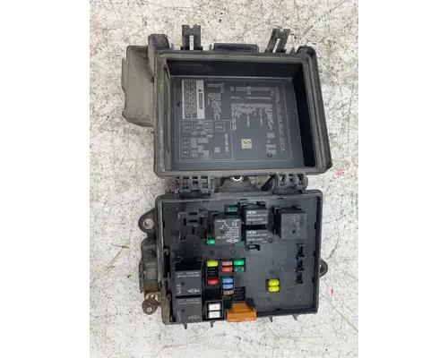 VOLVO VNL Fuse Box in OWENSBORO, KY $169.99 #136066