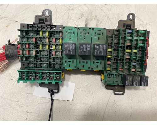 VOLVO VNL Fuse Panel in Dorr, MI #628-10311