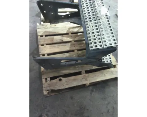 VOLVO WHR DPF COVER in Toledo, OH $225.00 #2493700