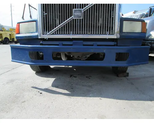 VOLVO WIA BUMPER ASSEMBLY, FRONT in Tampa, FL #975469