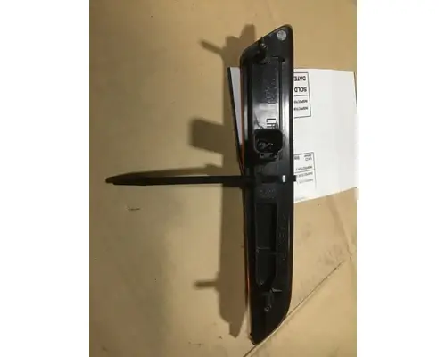 VOLVO Side Marker Lamp OEM# 23760339 in Holland, MI #81445