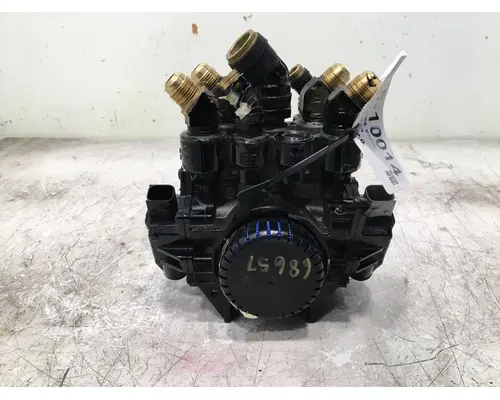 WABCO Cascadia ABS Valve OEM# 9760001070 in Dorr, MI #355-10014