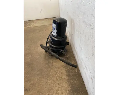 WABCO Air Dryer OEM# 4324801450 in Dorr, MI #677-10179
