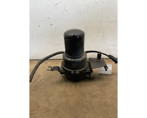 WABCO Air Dryer OEM# 4324801450 in Dorr, MI #677-10179