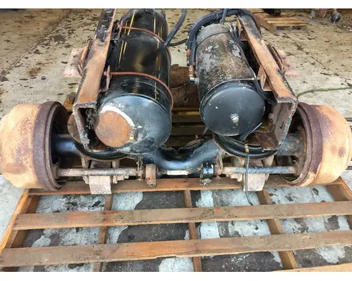 WATSON & CHALIN Tag Axle Lift Axle in Dorr, MI #311-10113