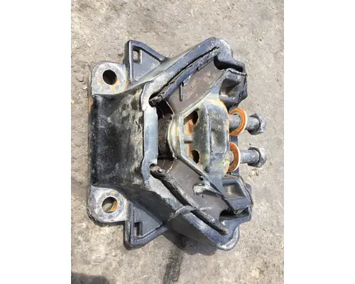 WESTERN STAR TRUCKS 5700X Engine Mounts OEM# 01-34070-000 in Abbotsford ...