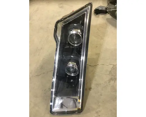 WESTERN STAR 5700 Headlamp Assembly OEM# A06-88767-007 in UMATILLA, OR ...