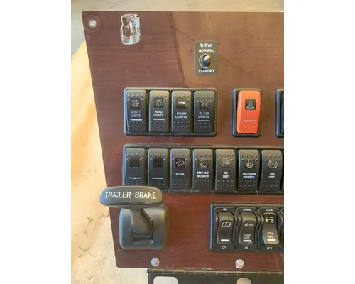 WESTERN STAR 5700 Instrument Cluster OEM# A18-67591-001 in Abbotsford ...