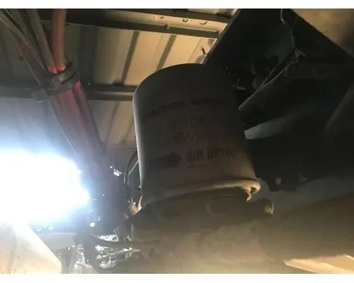 Wabco SS1200 Air Dryer in Spencer, IA $100.00 #25081875