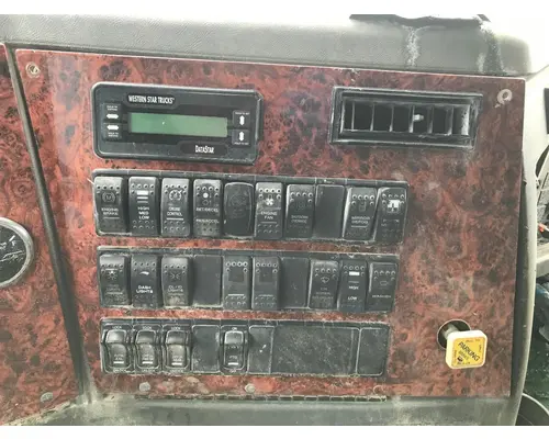 Western Star Trucks 4900FA Dash Panel in Kansas City, MO $450.00 #24806678